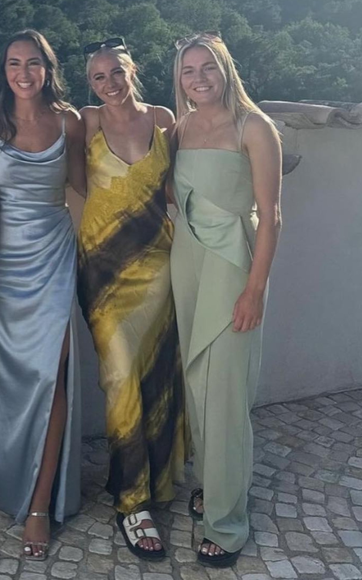Lauren Hemp's feet