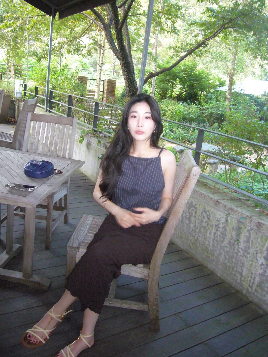 Lee Hae-ri's feet