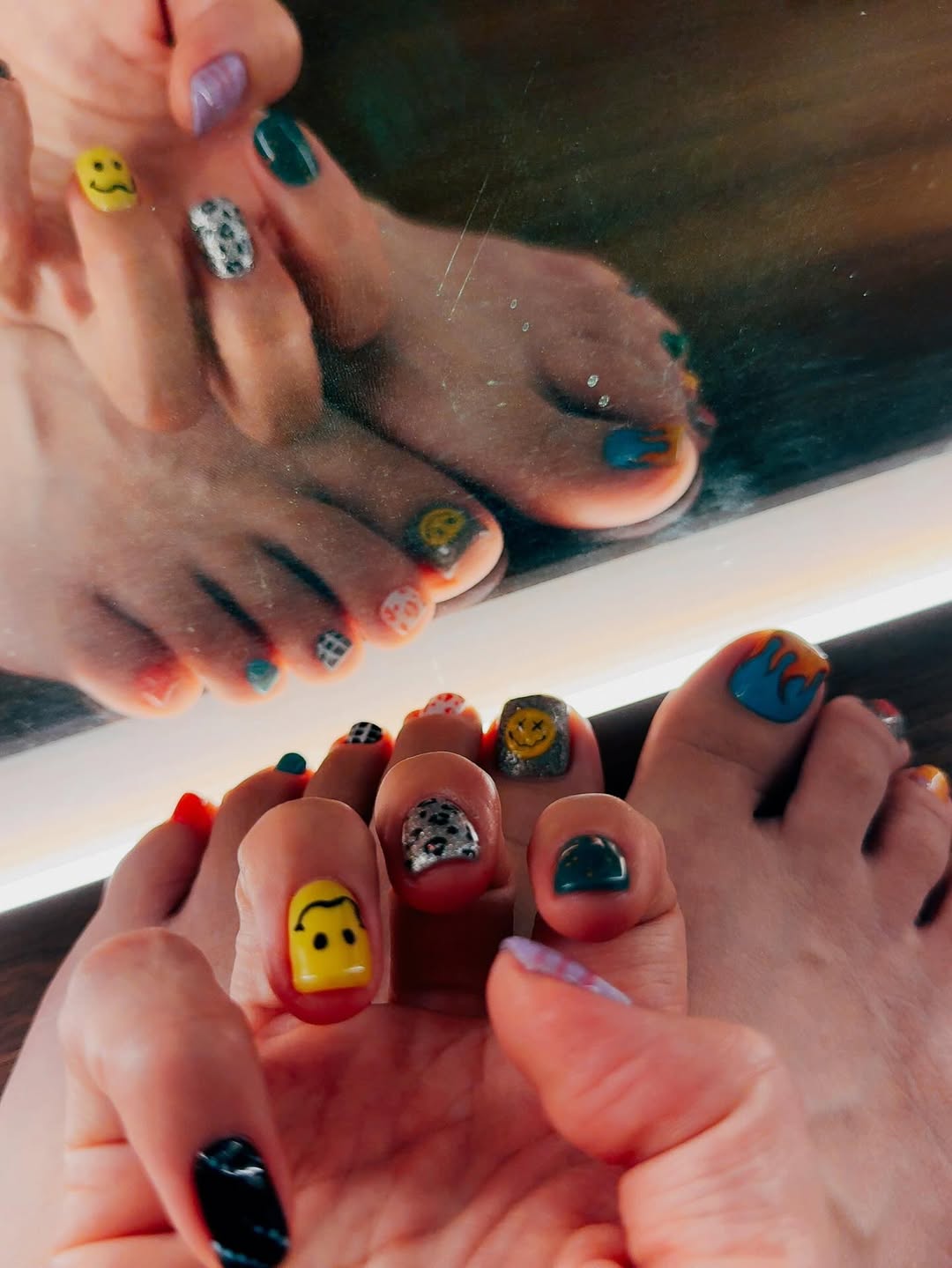 LiSA's feet