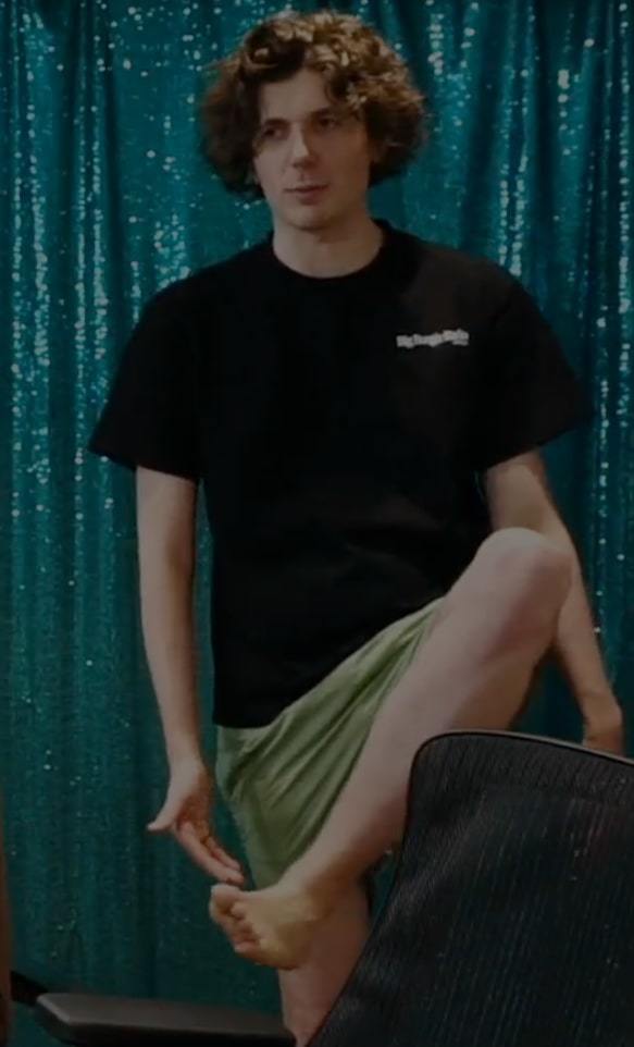 Liam Winter's feet