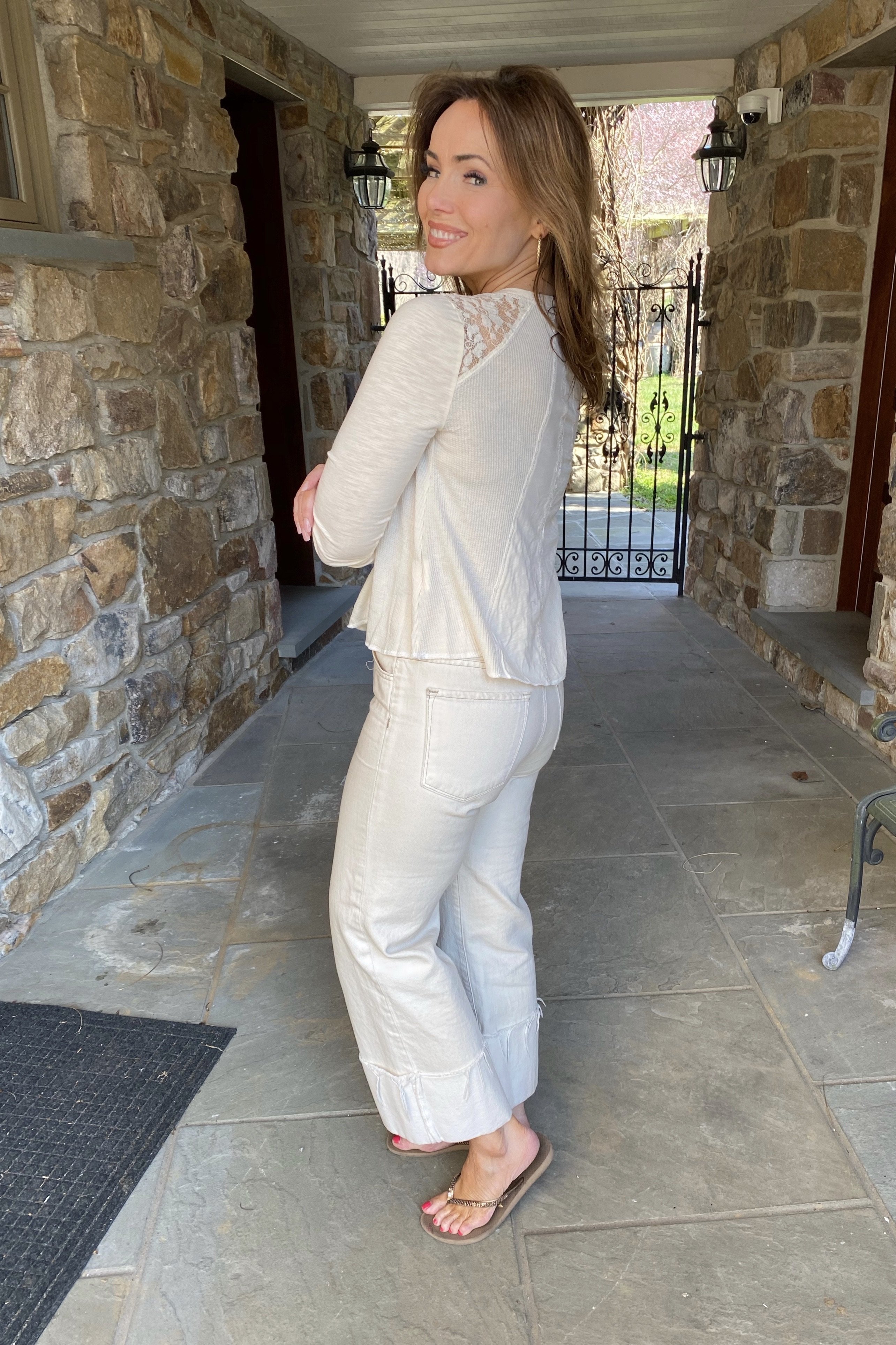 Lisa Robertsons Feet