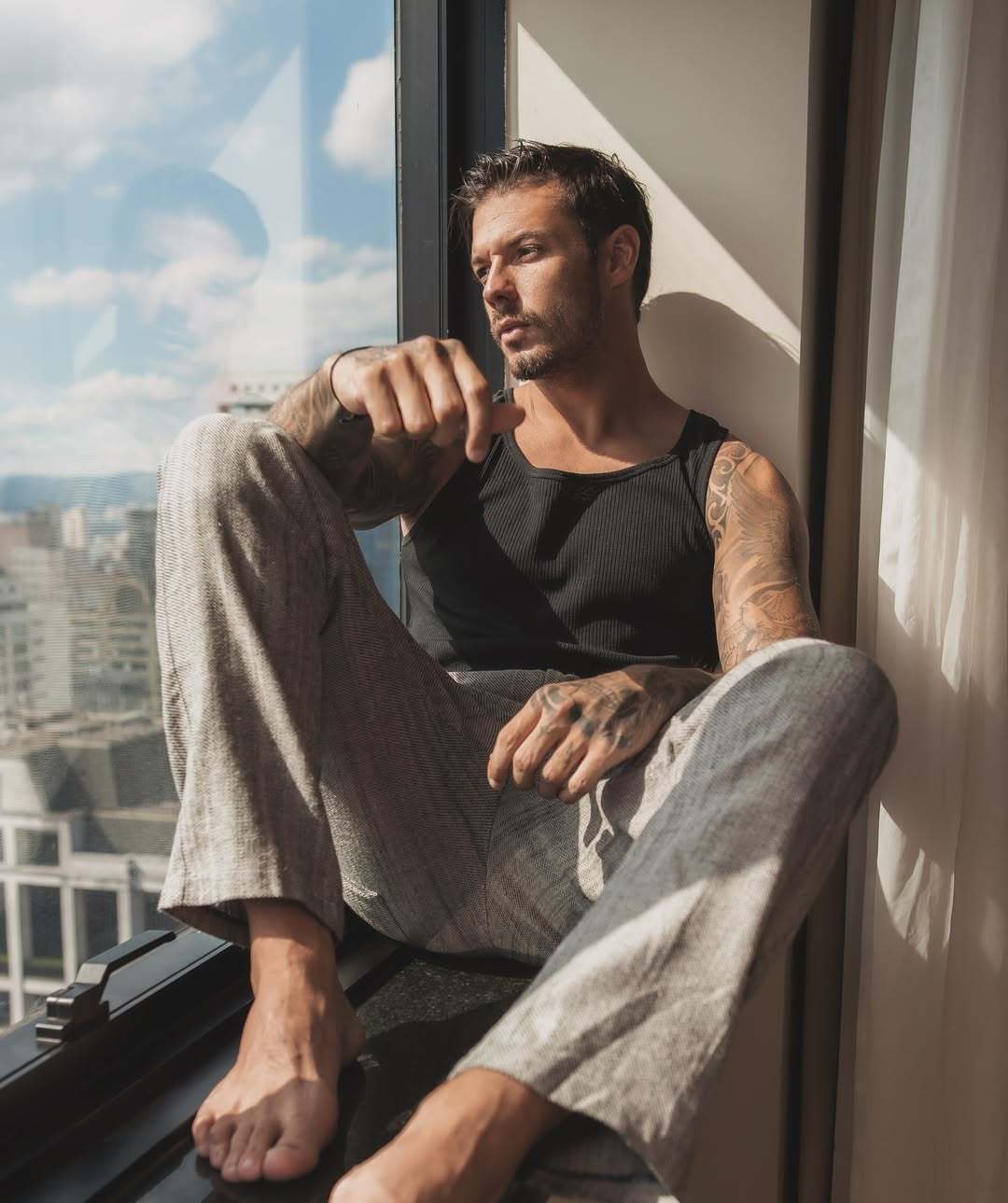 Léo Xavier's feet