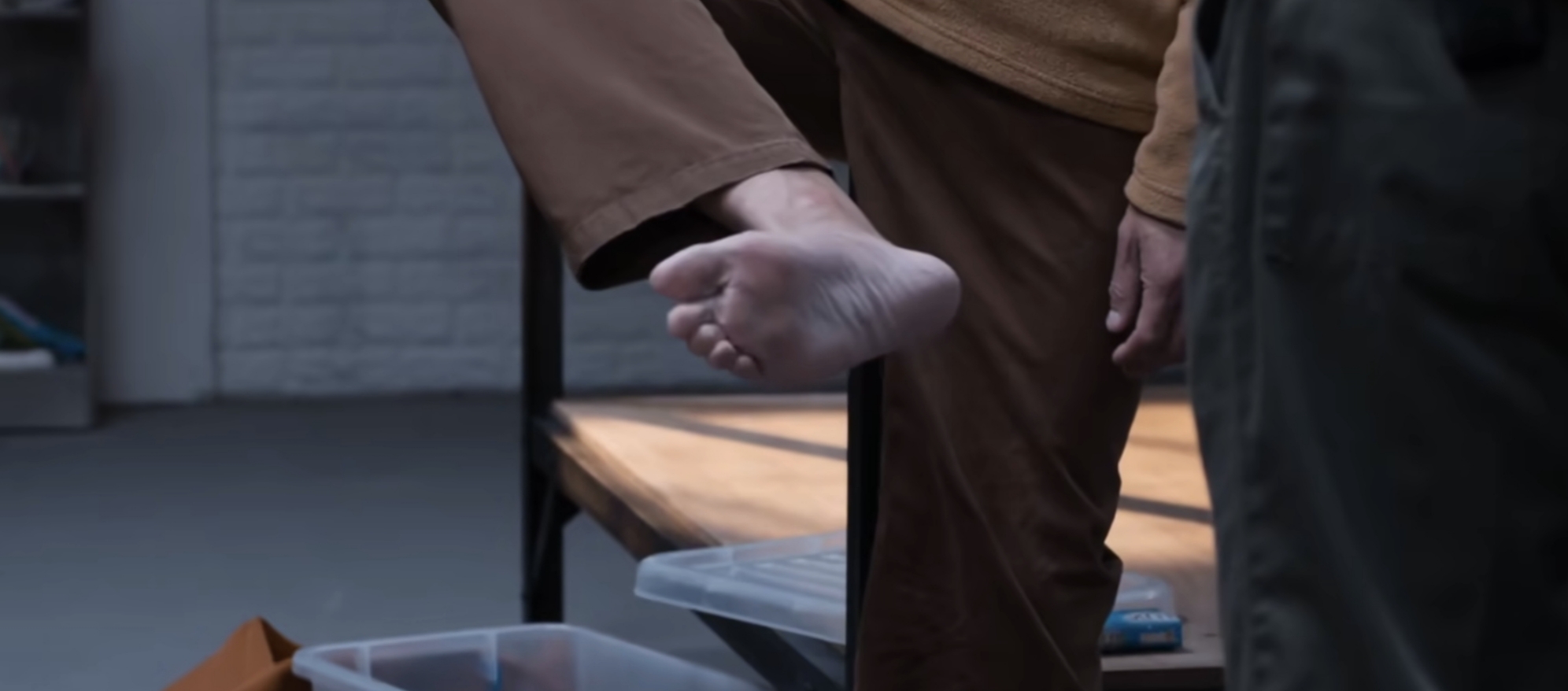 Louis Koo's feet