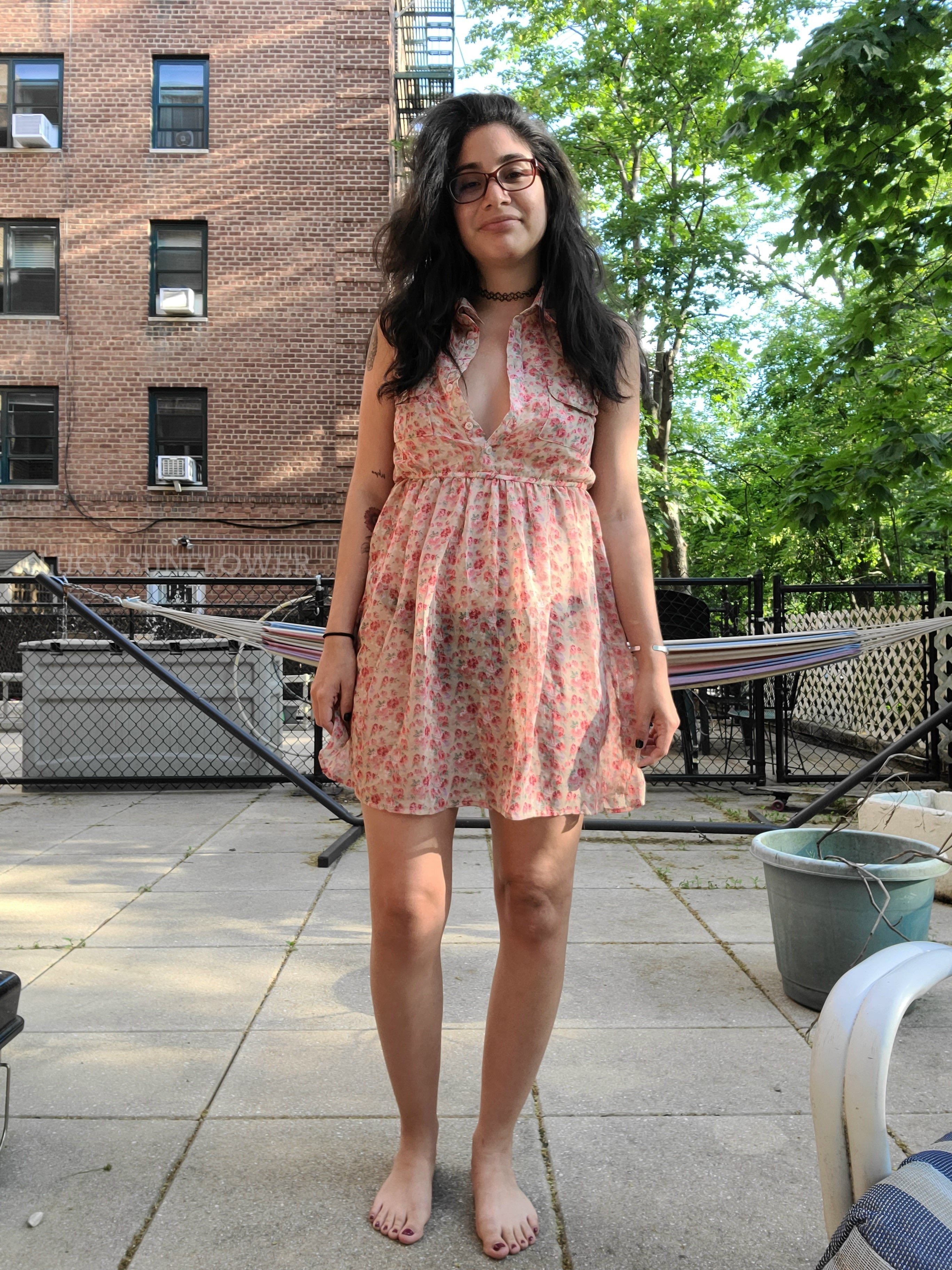 Lucy Sunflower's feet