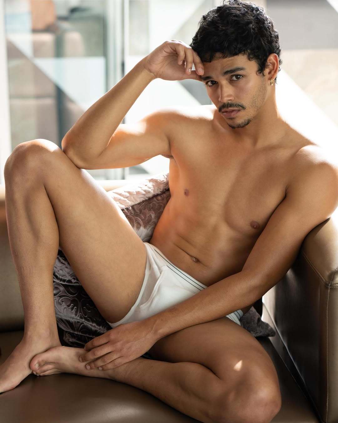 Luis Vegass Feet