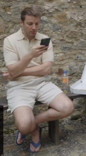 Luke Dale's feet