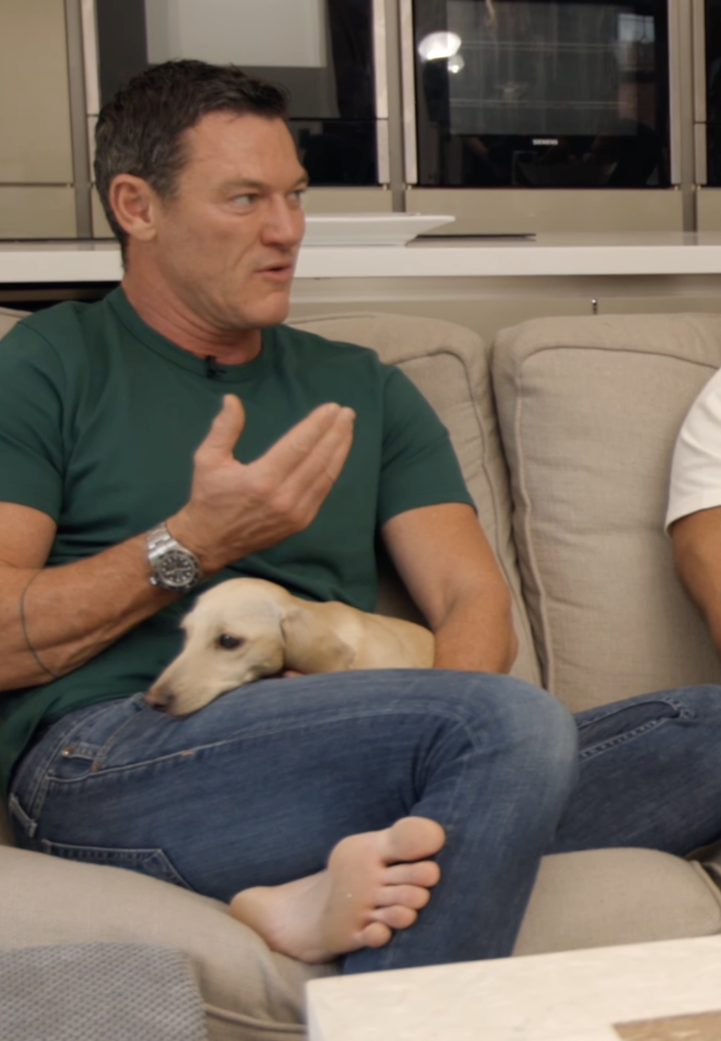 Luke Evans's feet