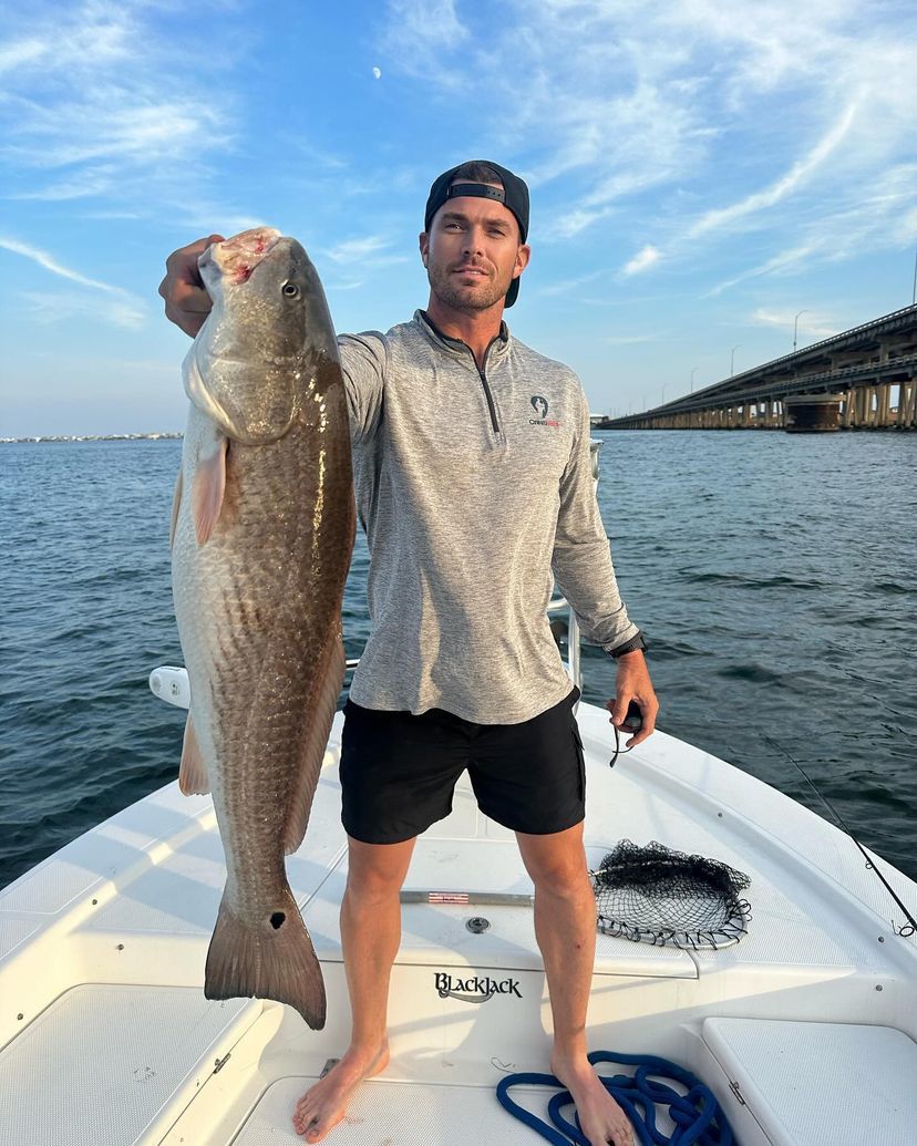 Luke Pell's feet