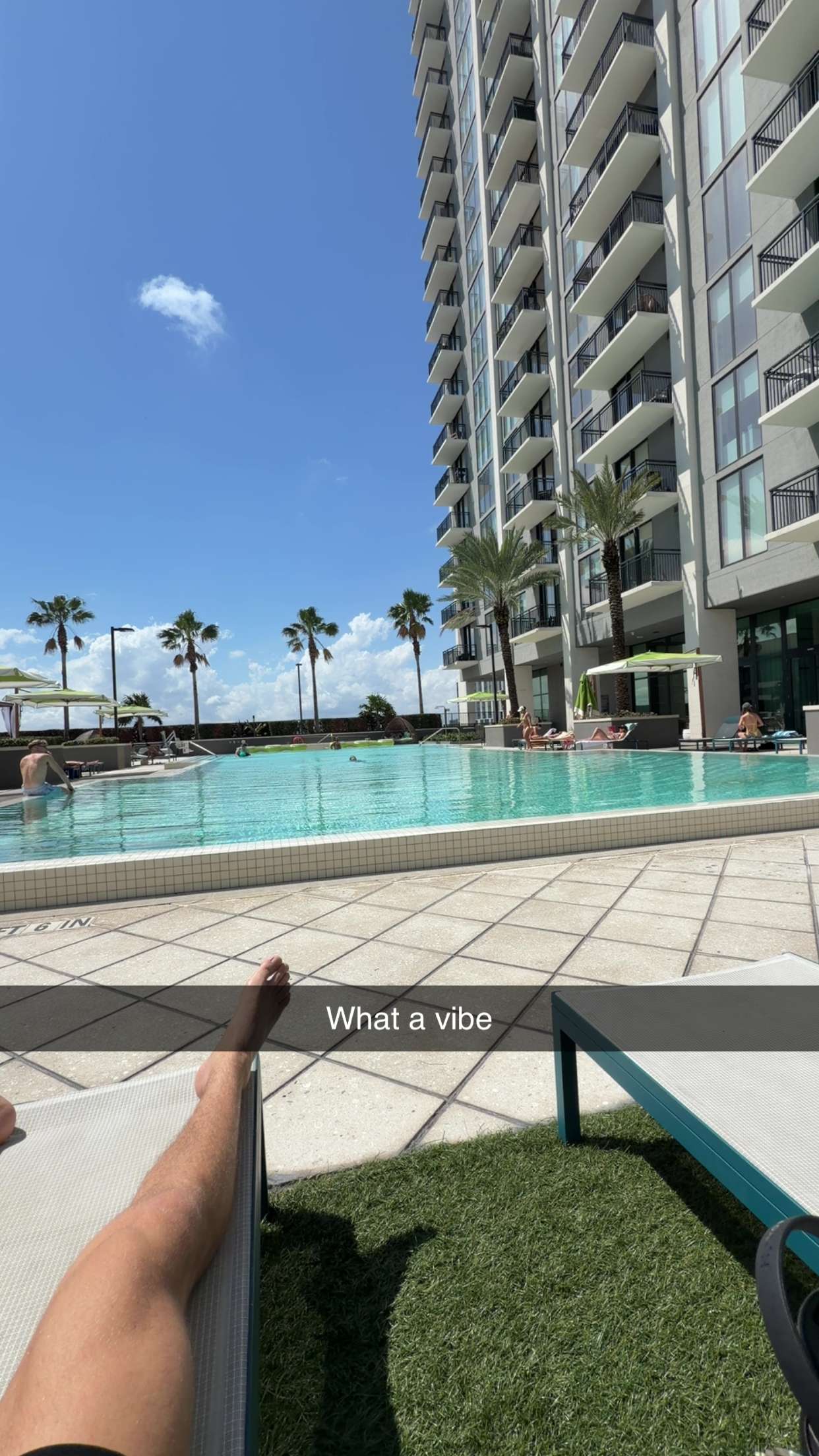 Luke Tomala's feet