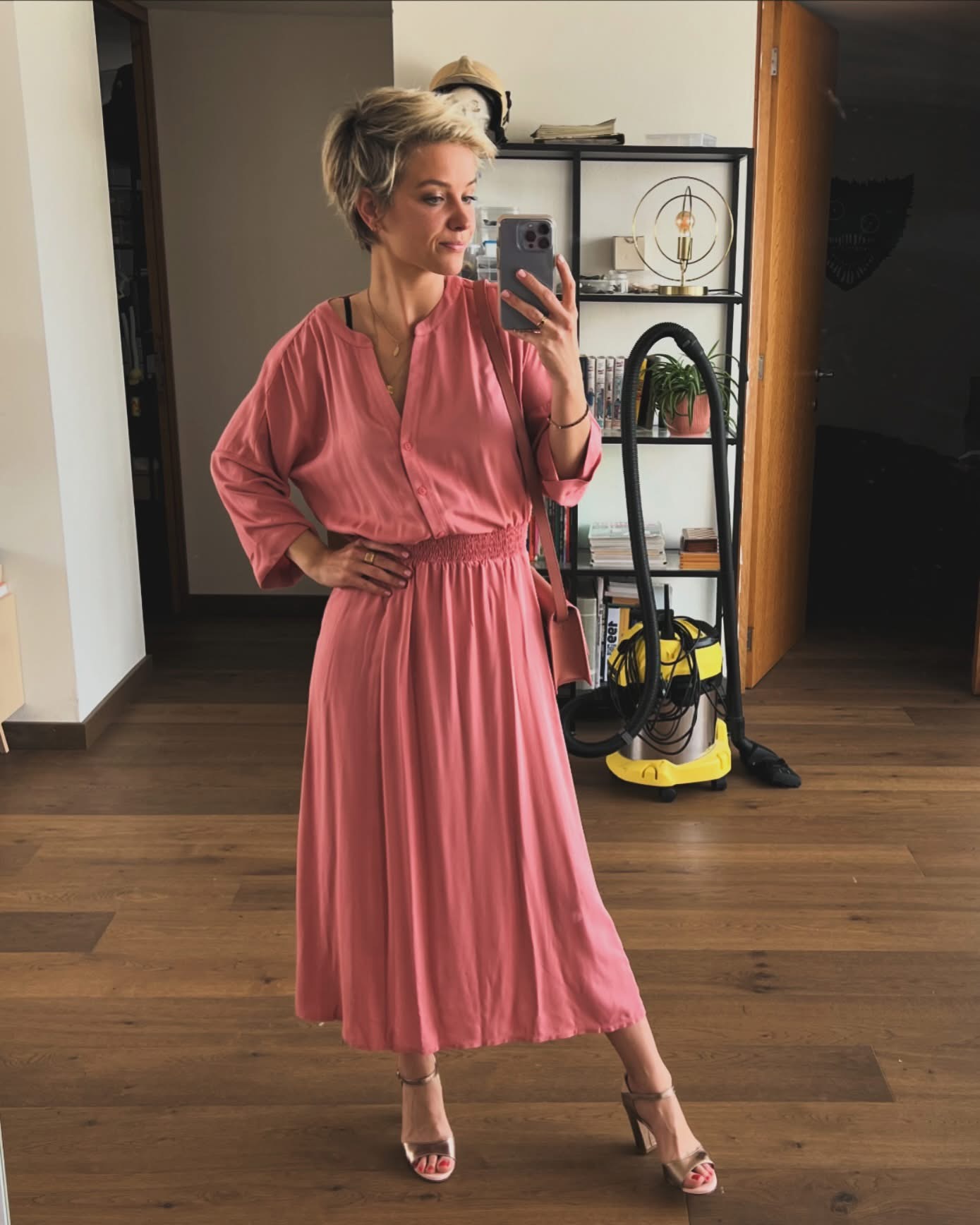 Lynn Van Royen's feet