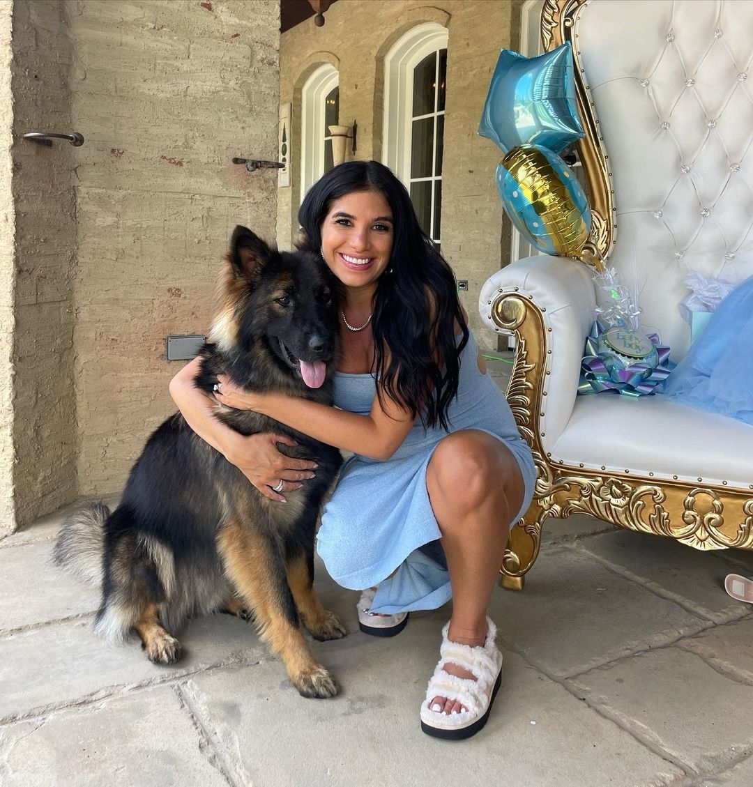 Madison Gesiotto's feet