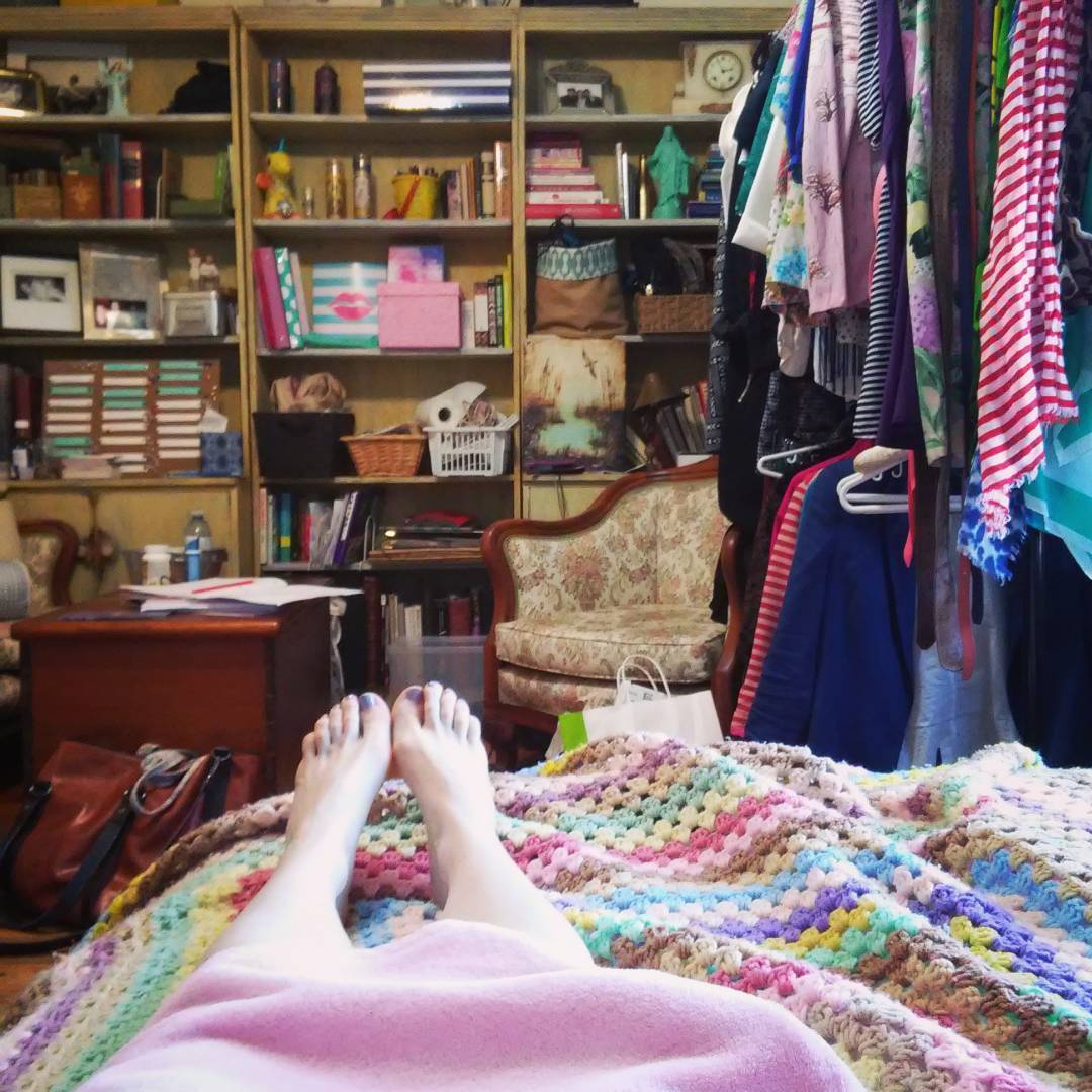 Mandy May Cheetham's feet