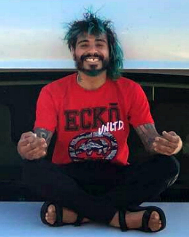 Manny Santiago's feet