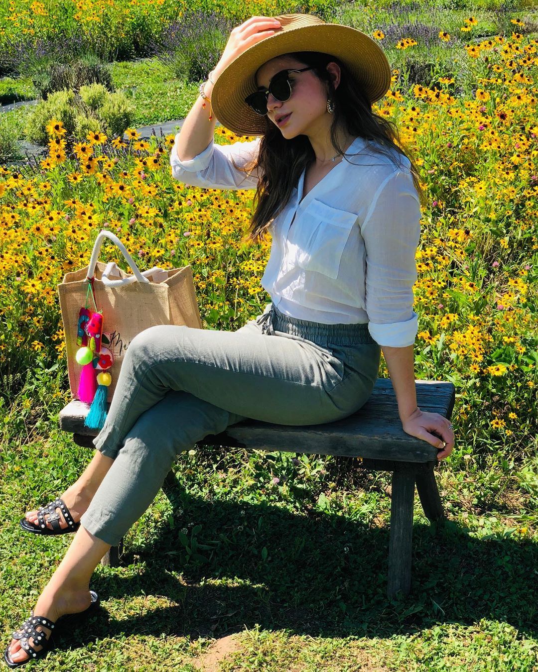 Marcela Santamaria's feet