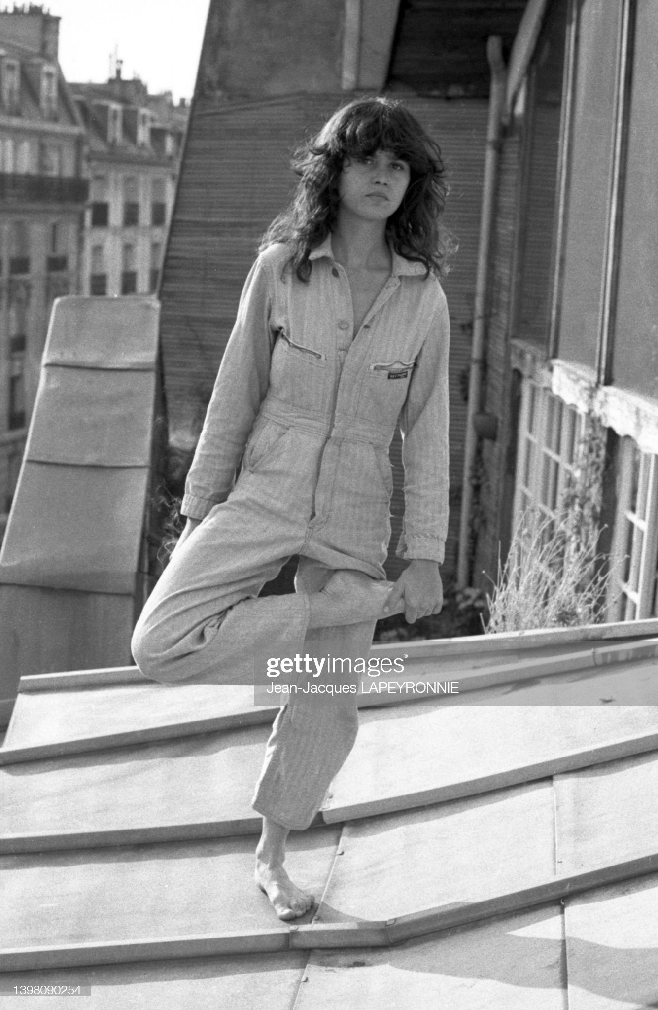 Maria Schneider's feet