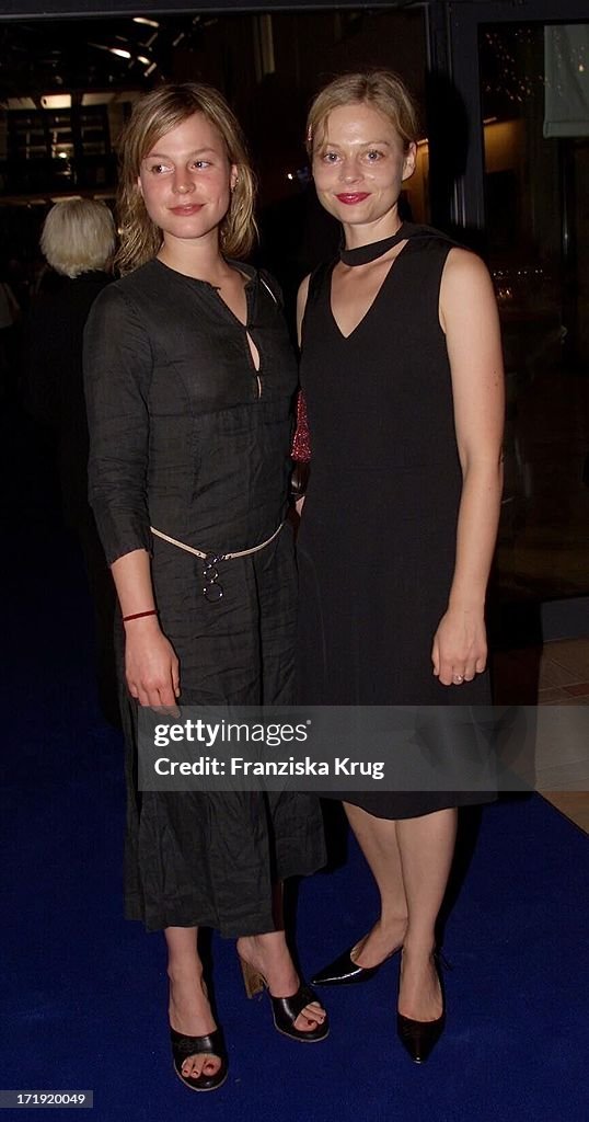 Maria Simons Feet