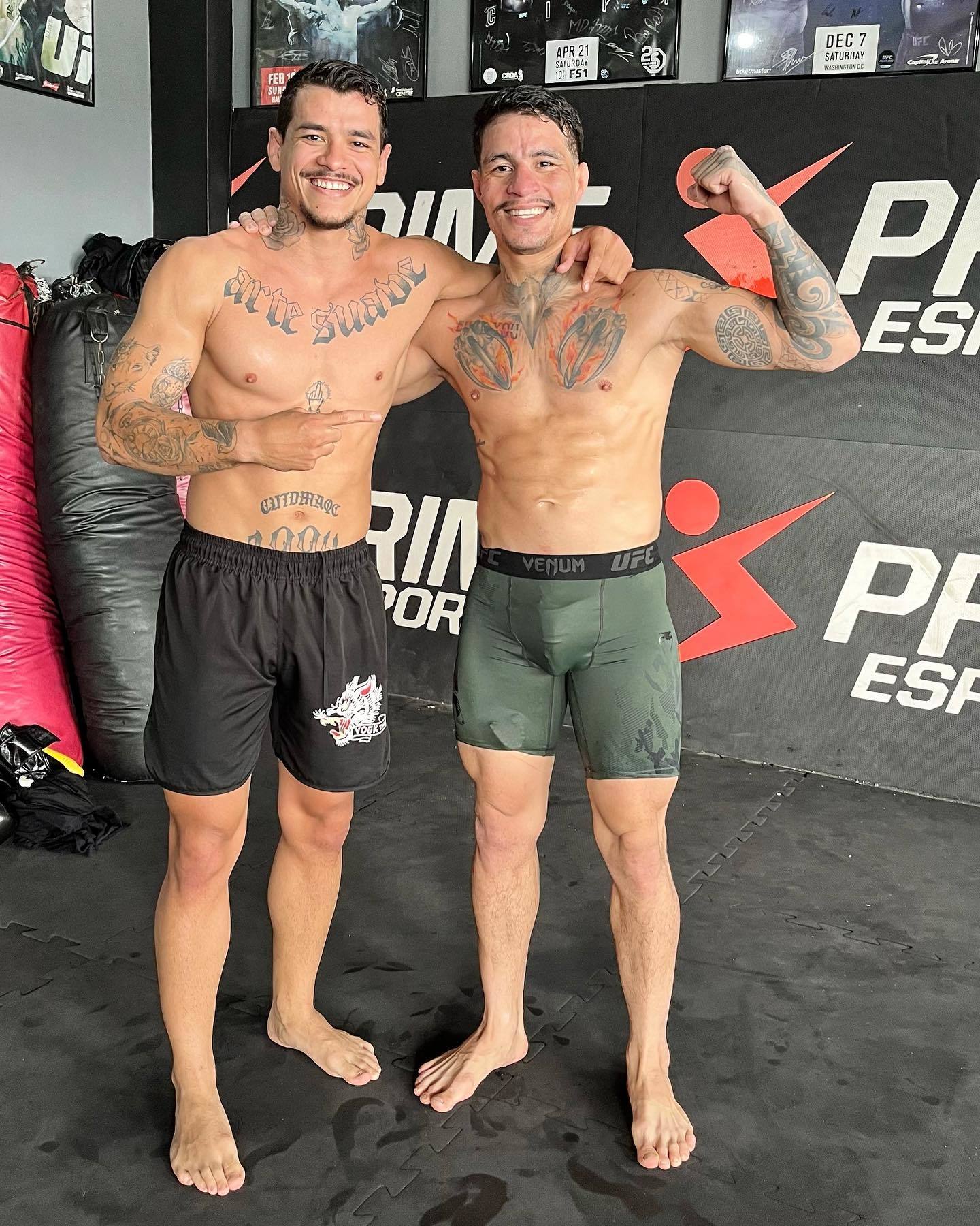 Matheus Miranda's feet