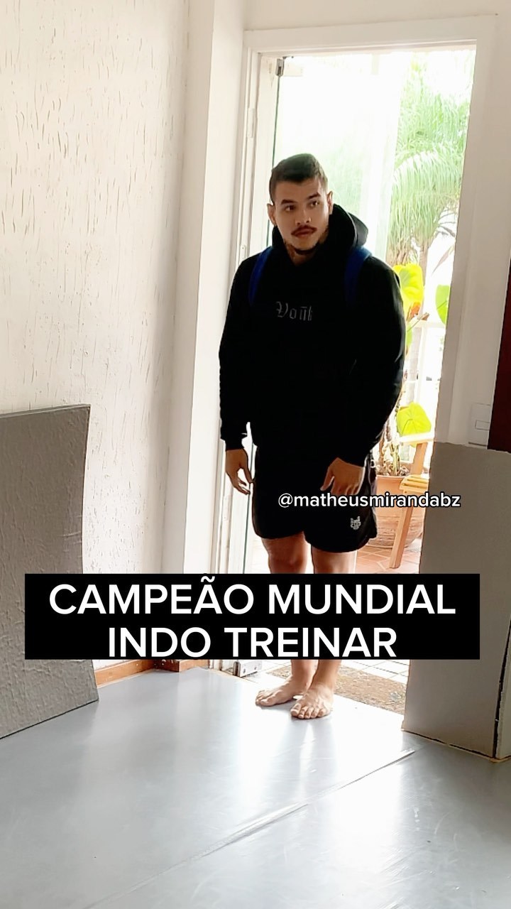 Matheus Miranda's feet