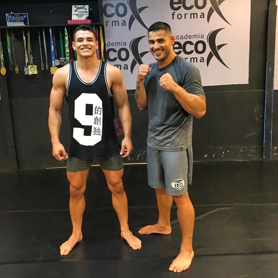Matheus Miranda's feet