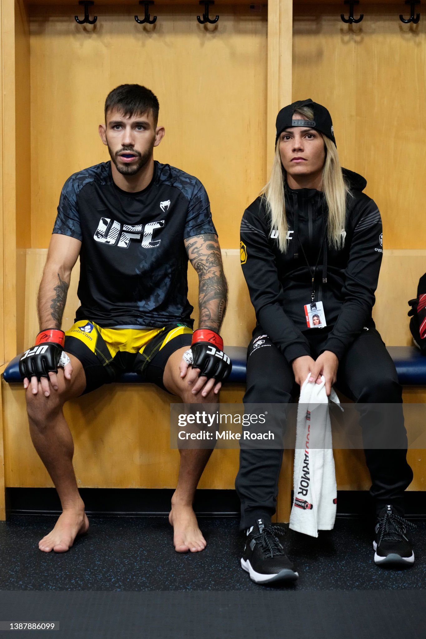 Matheus Nicolau's feet