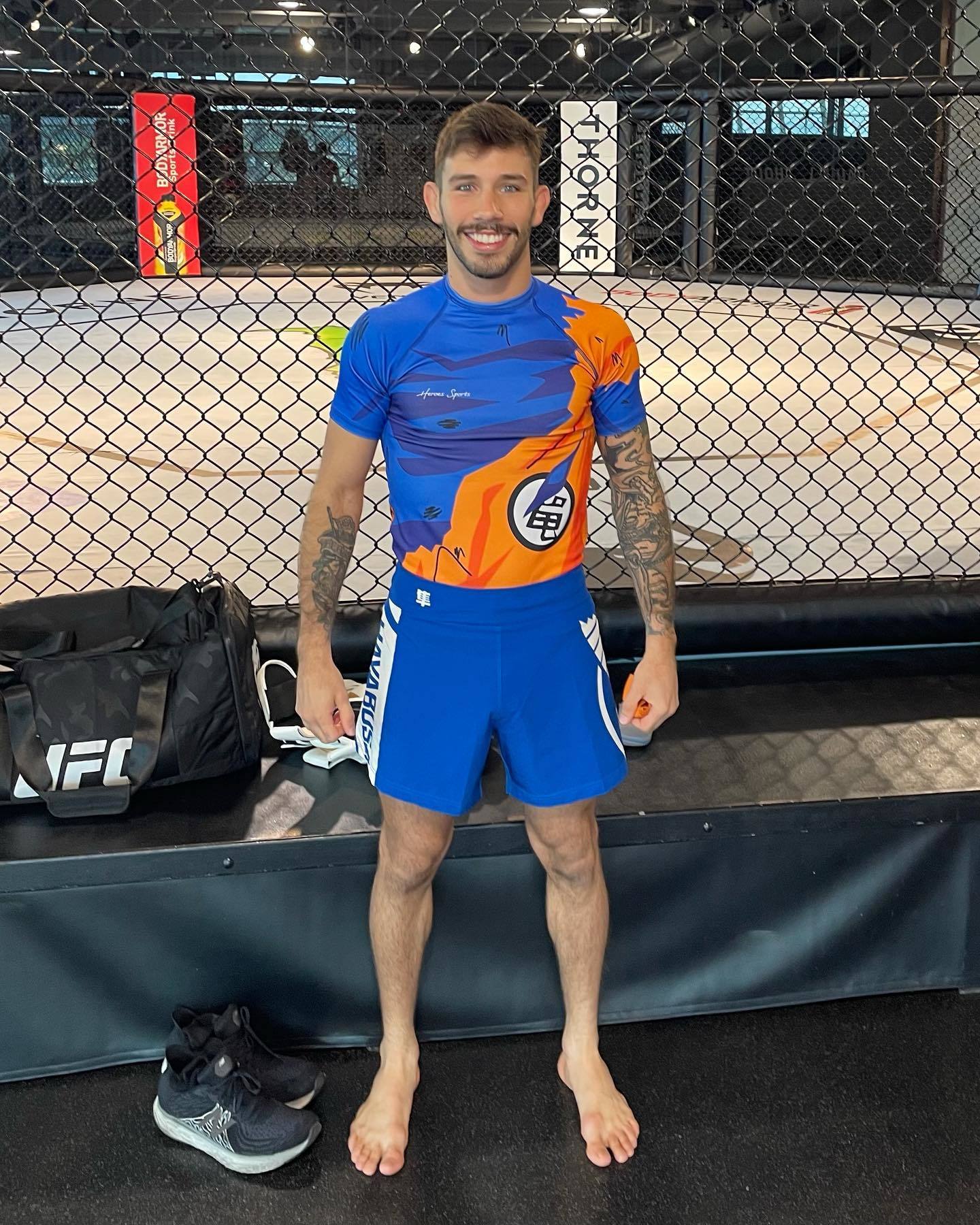 Matheus Nicolau's feet