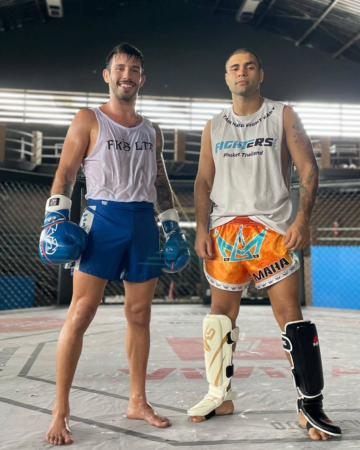 Matheus Nicolau's feet