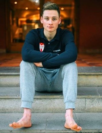 Mathieu van der Poel's feet