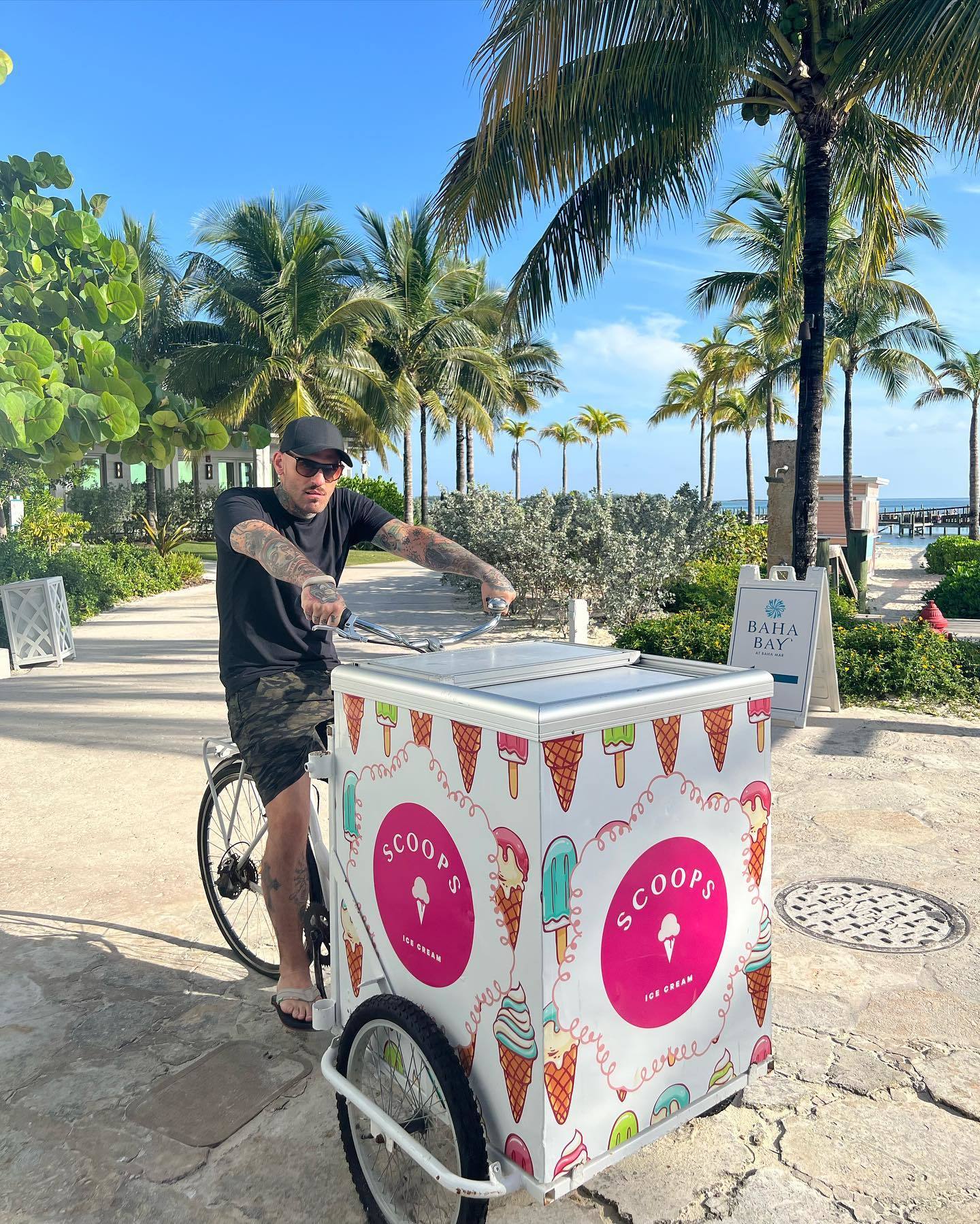 Matt Polinsky's feet