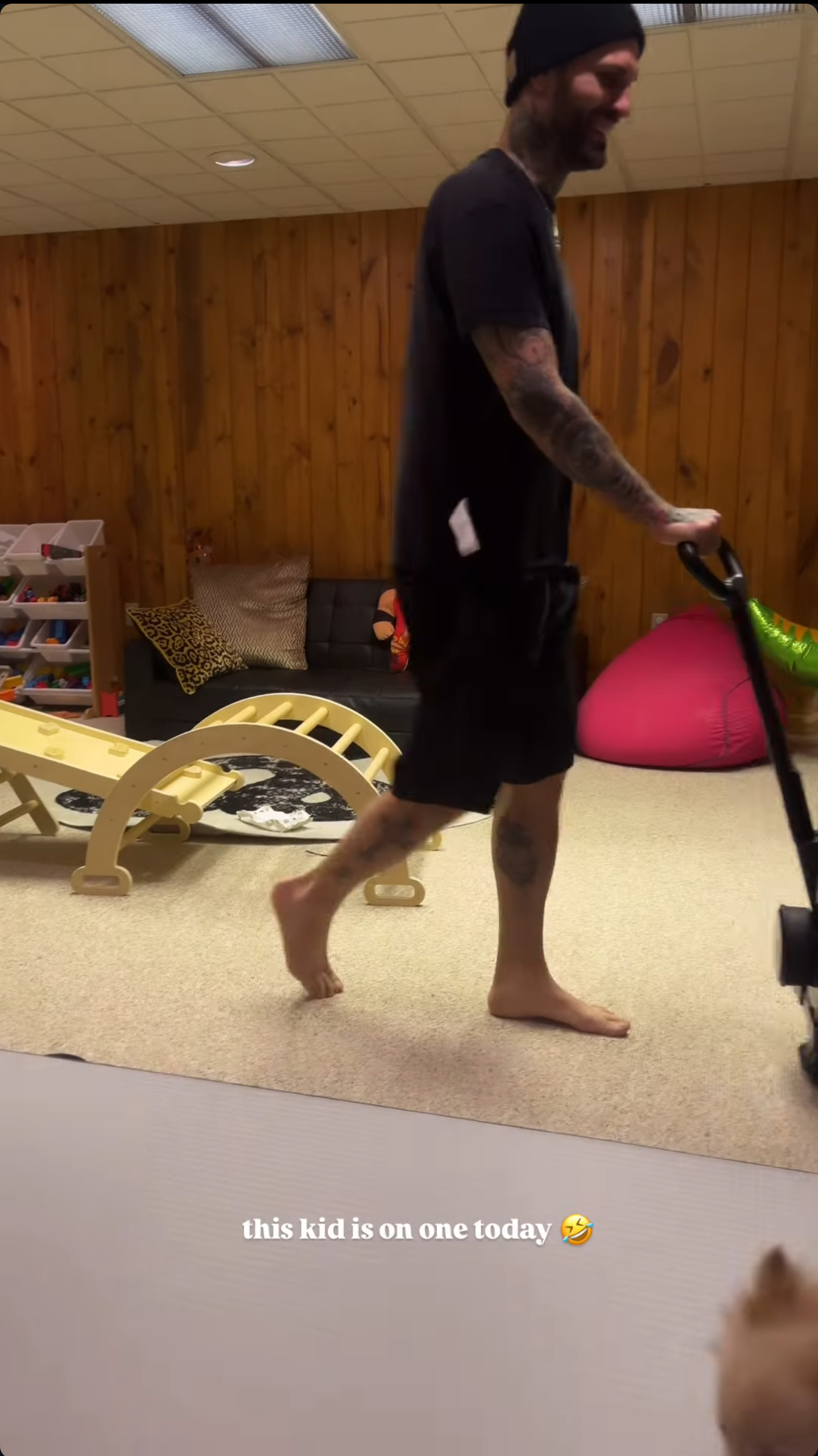 Matt Polinsky's feet