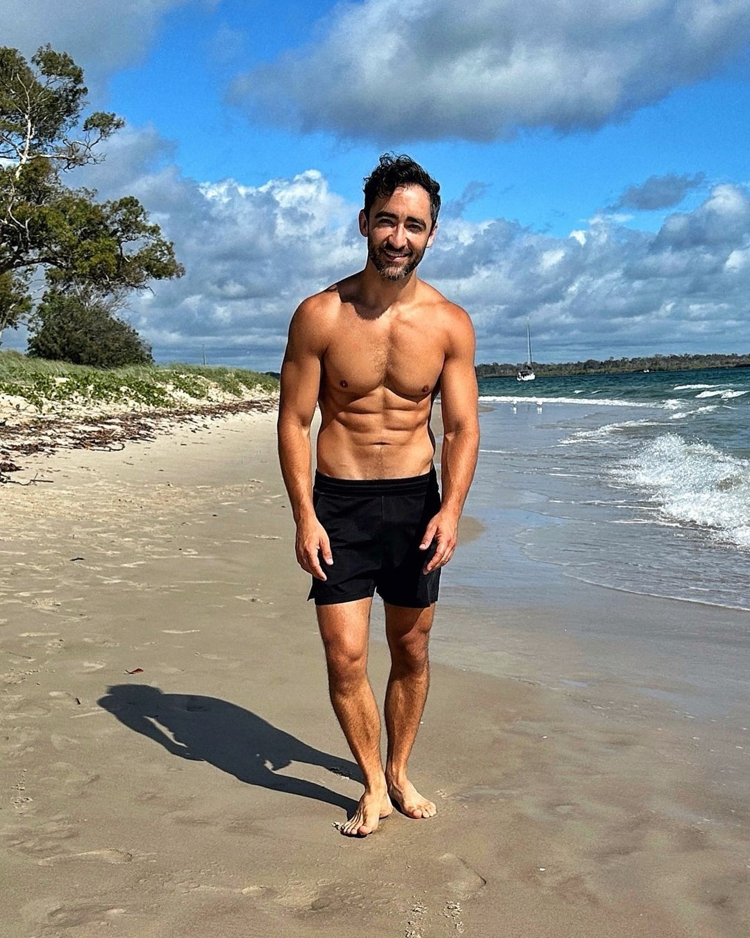 Matthew Backer's feet