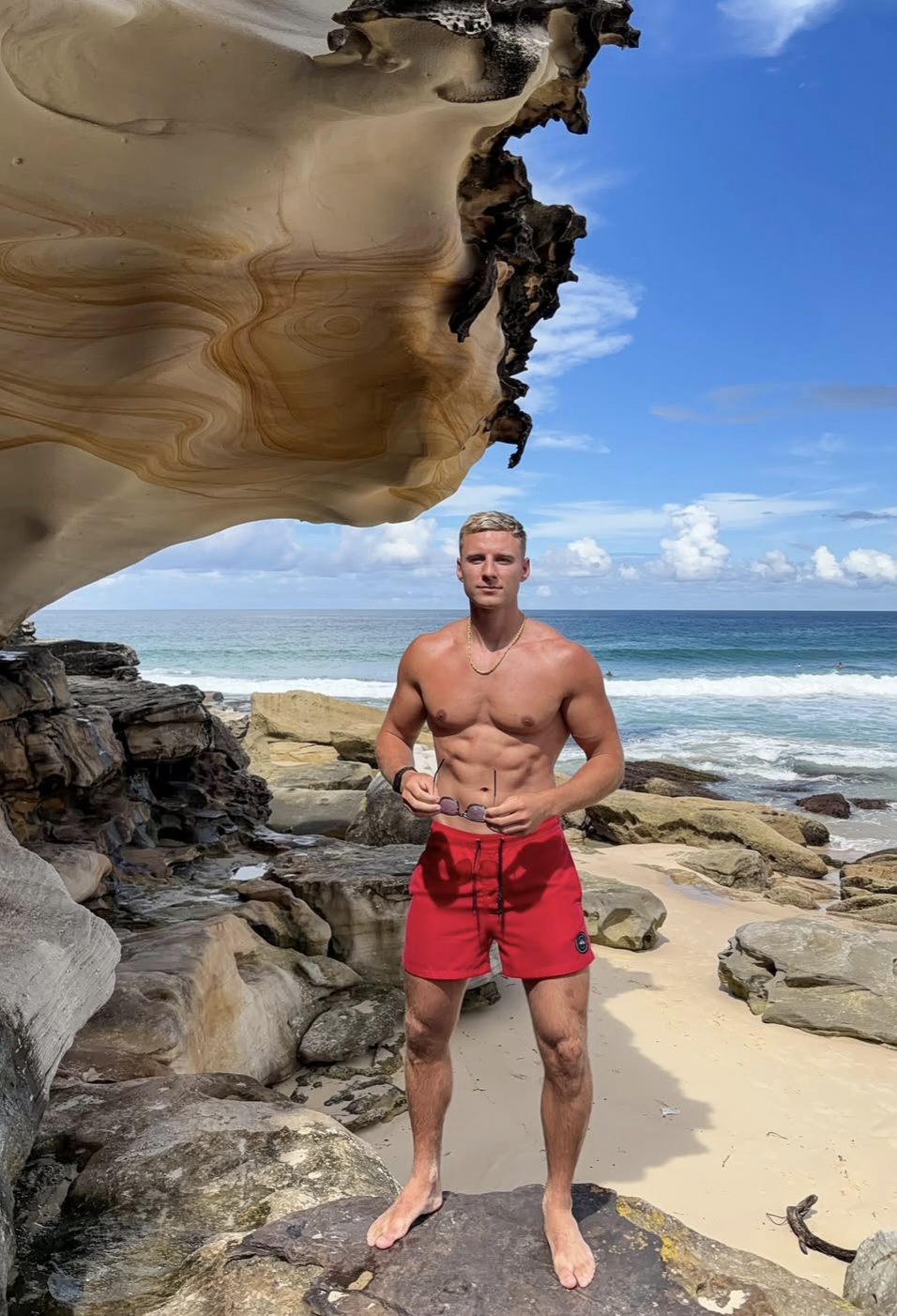 Max Wyatt's feet