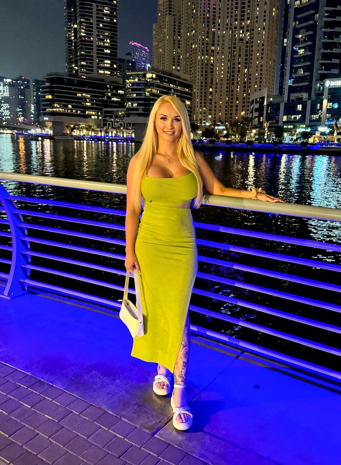 Maxine Kim Brown's feet