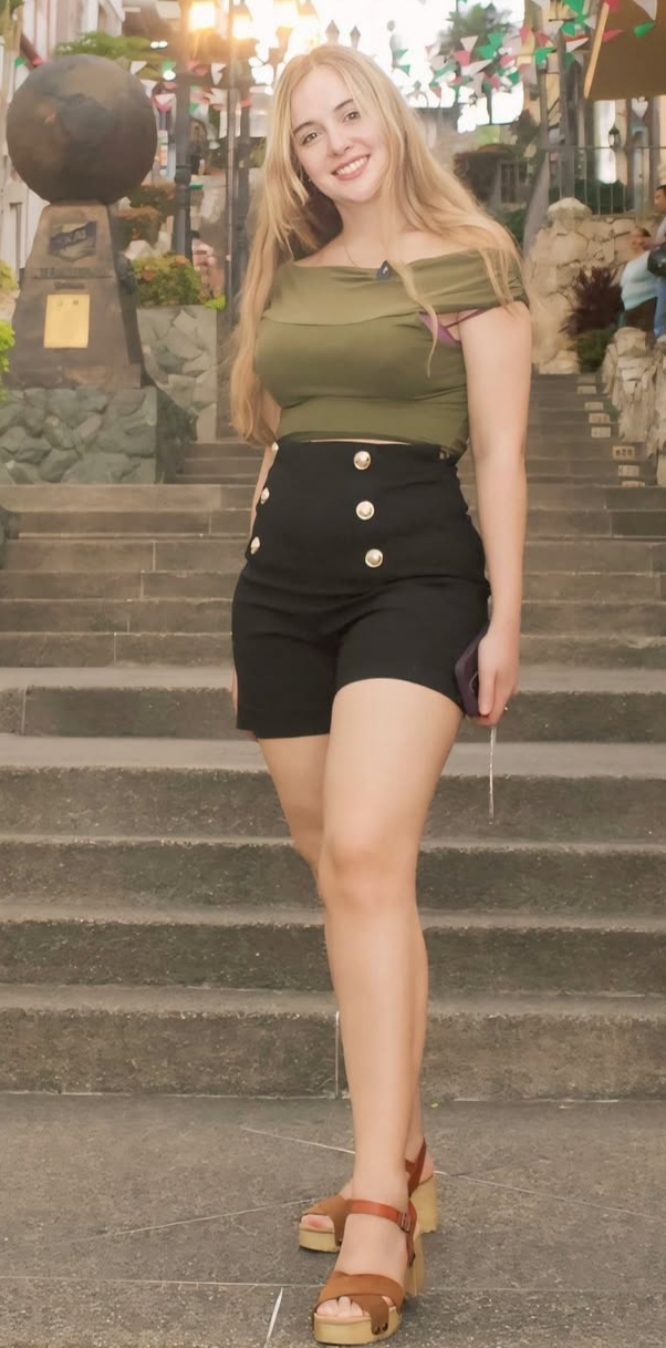 Mayichis Feet