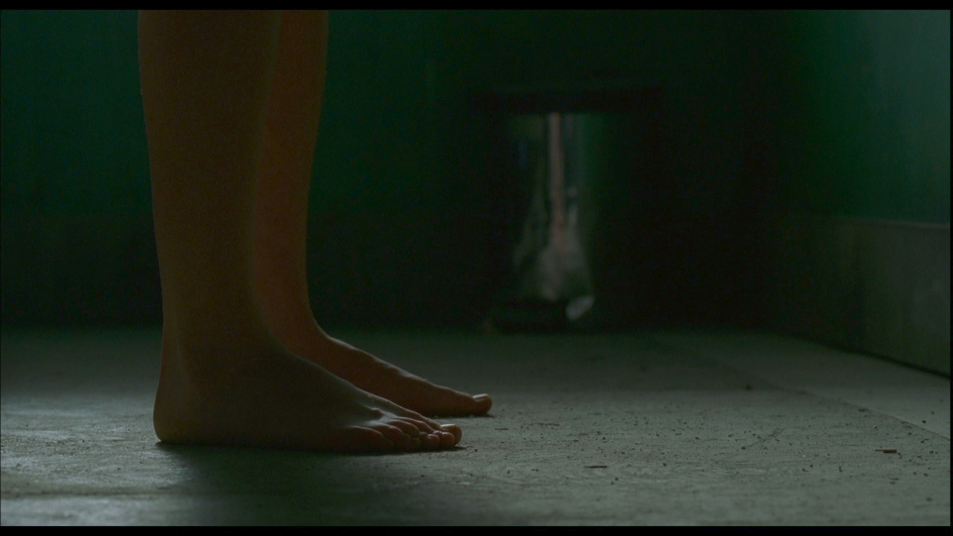 Meda Andreea Victor's feet
