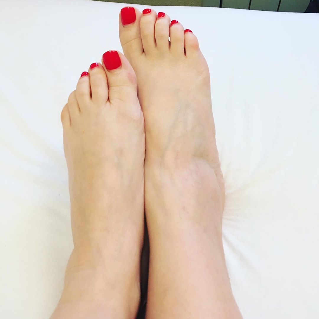 Mercè Palau's feet