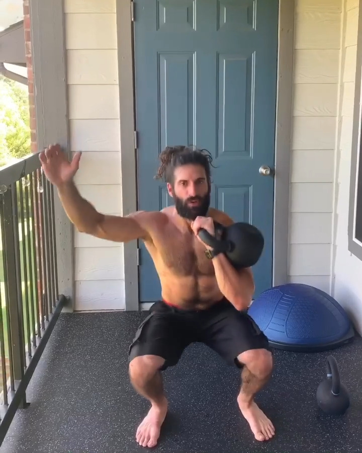 Michael Chaves's feet