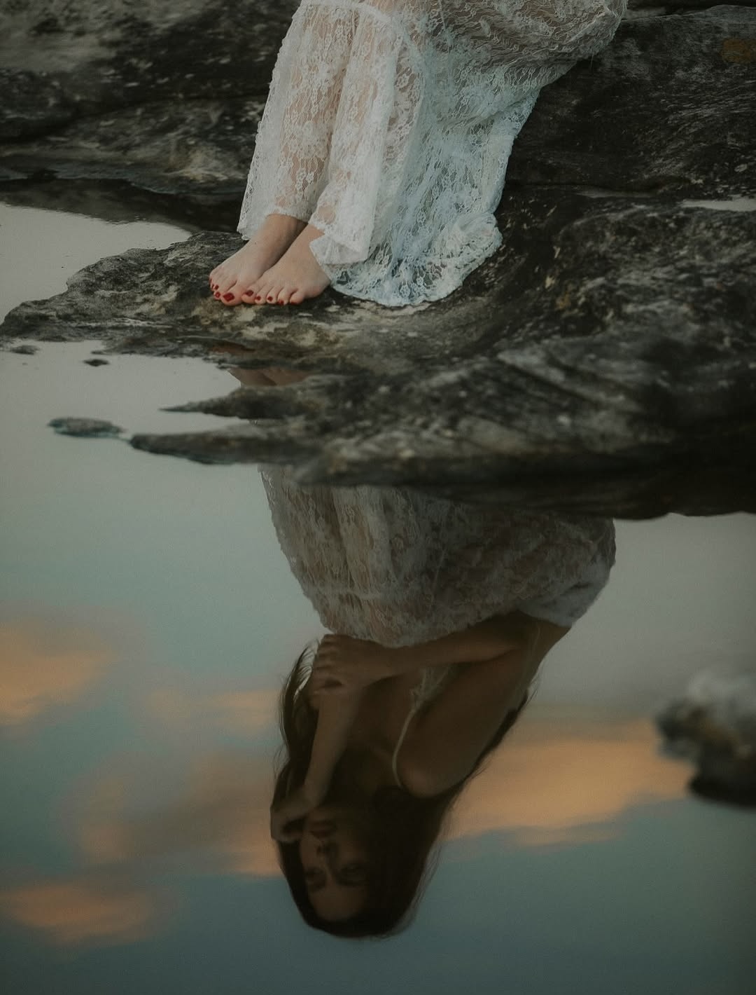 Mikaela Binns-Rorke's feet