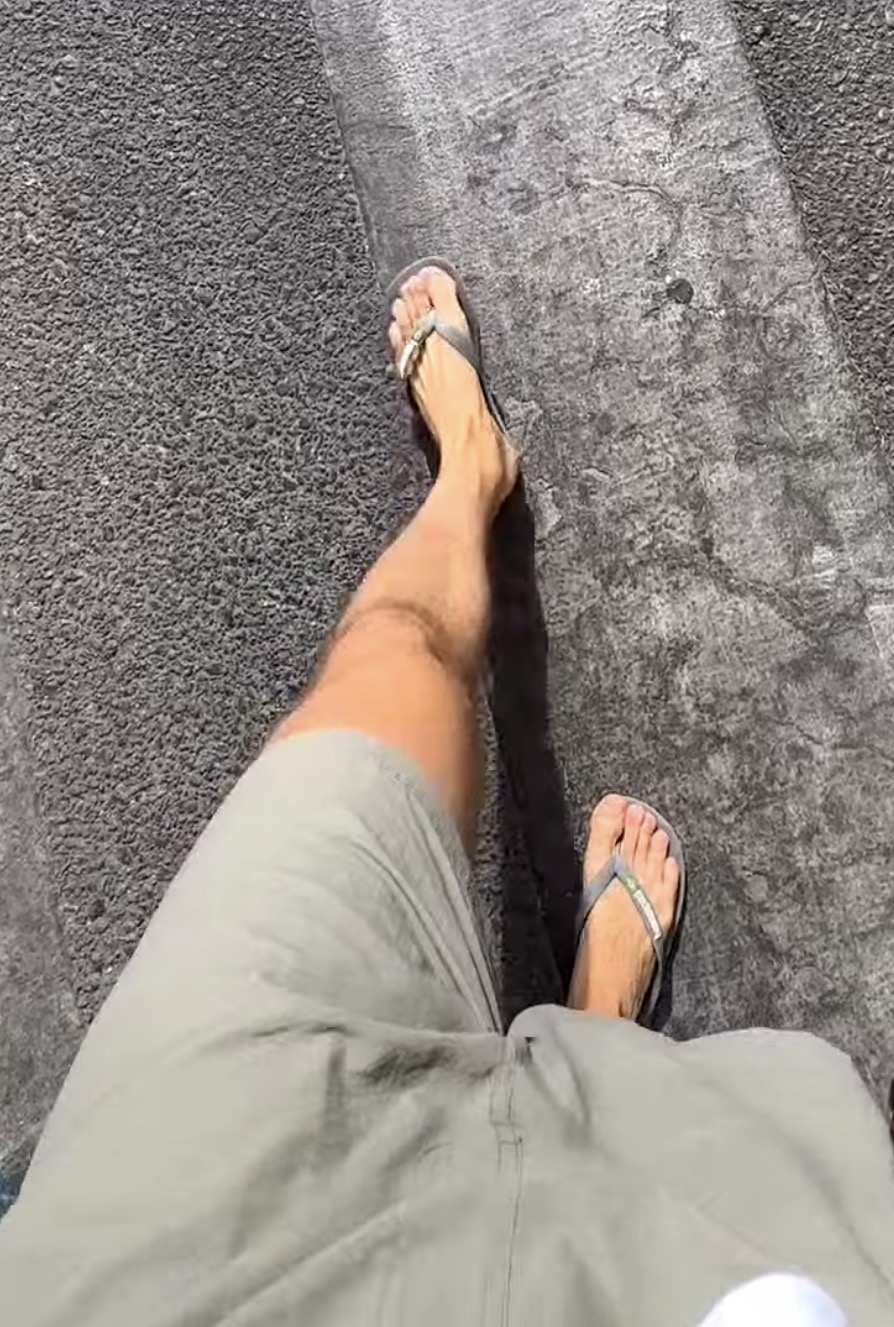 Milan Carvalho's feet
