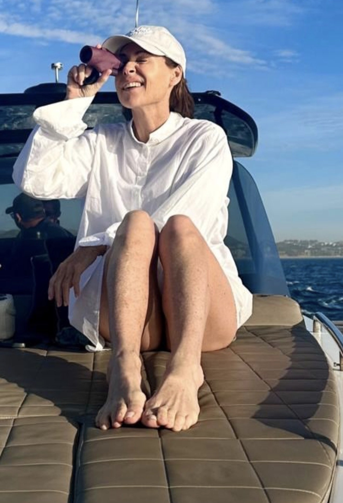 Minnie Driver's feet