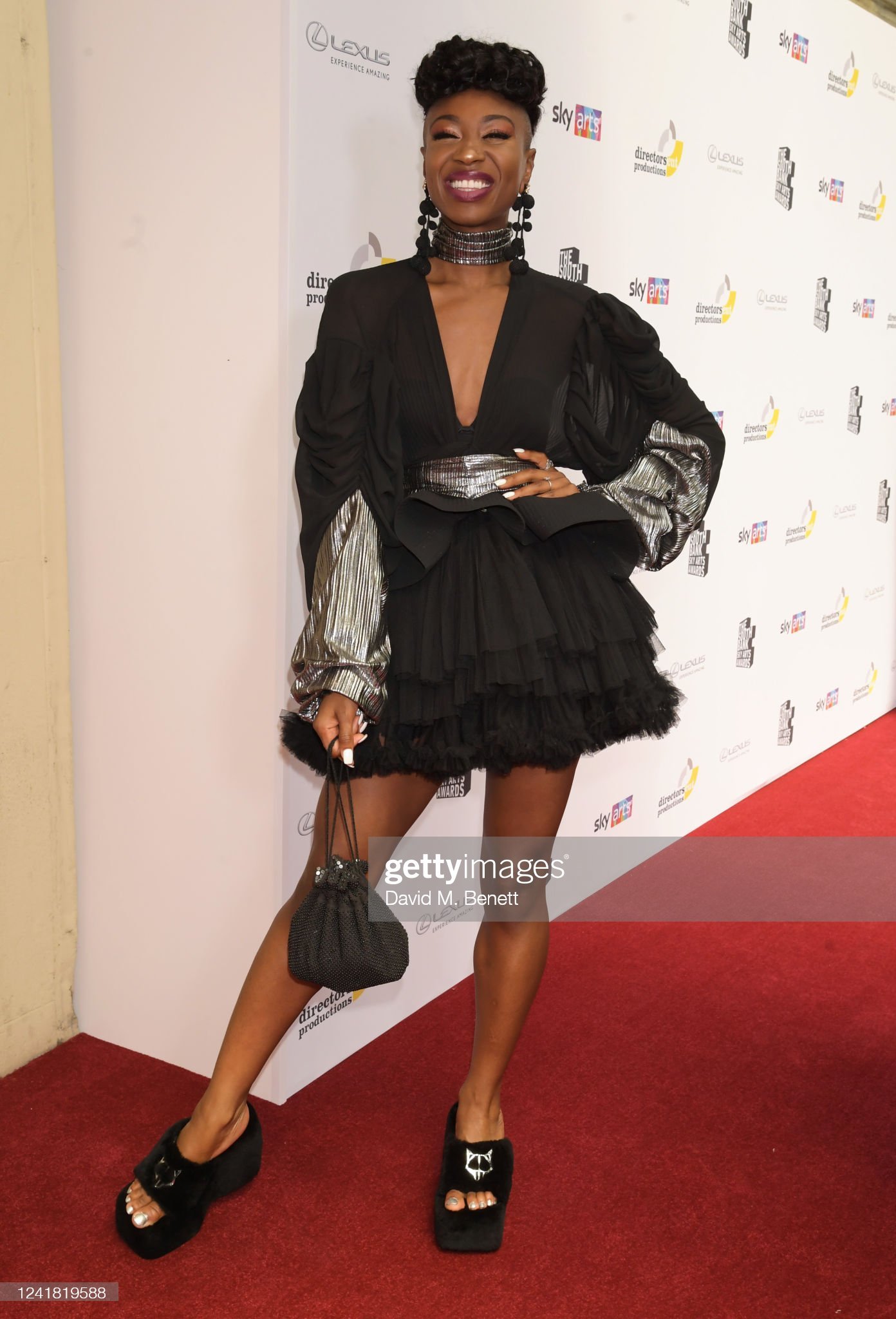 Miriam-Teak Lee's feet