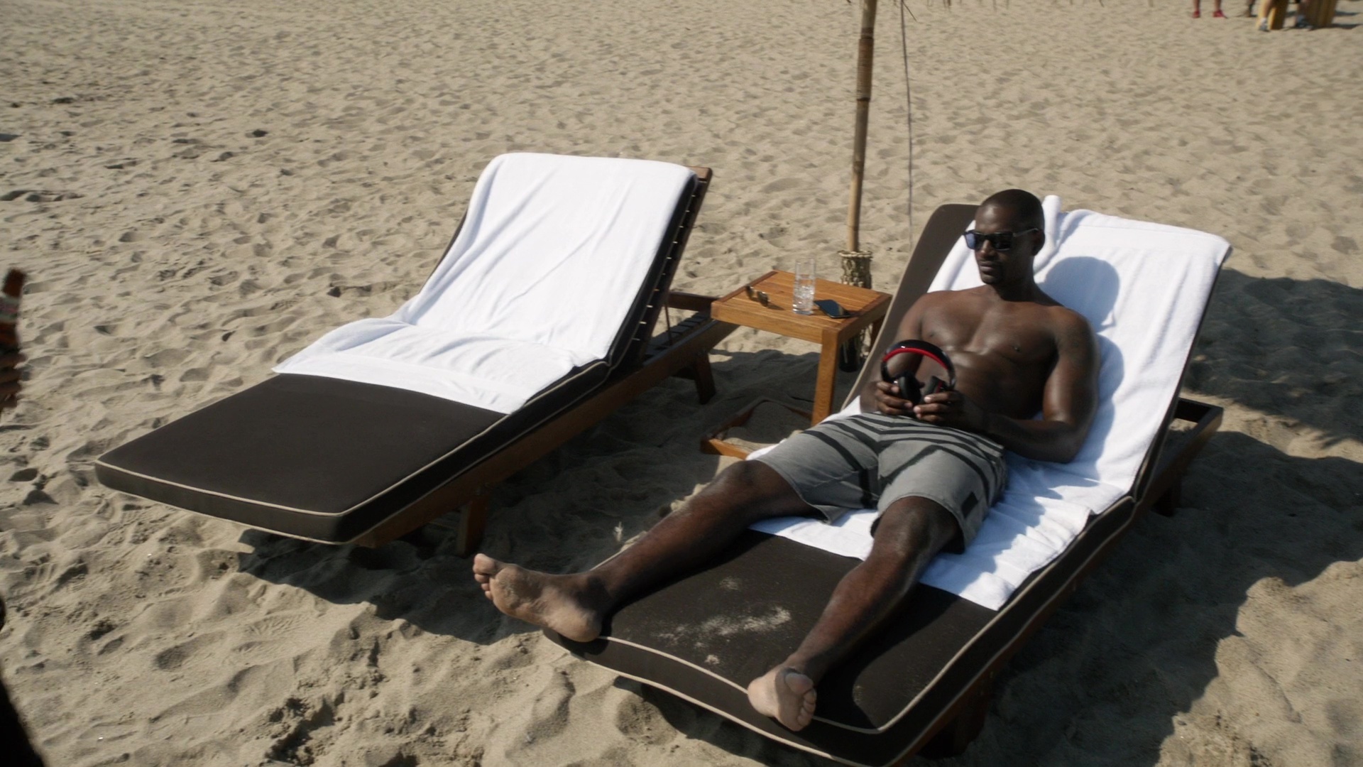 Mo McRae's feet