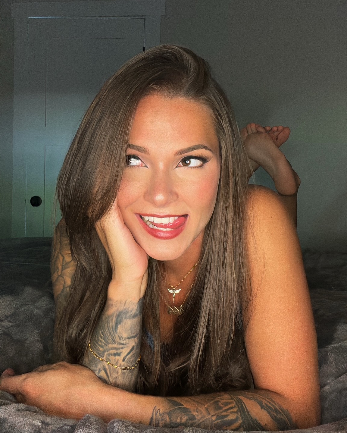 Monika Ronk's feet