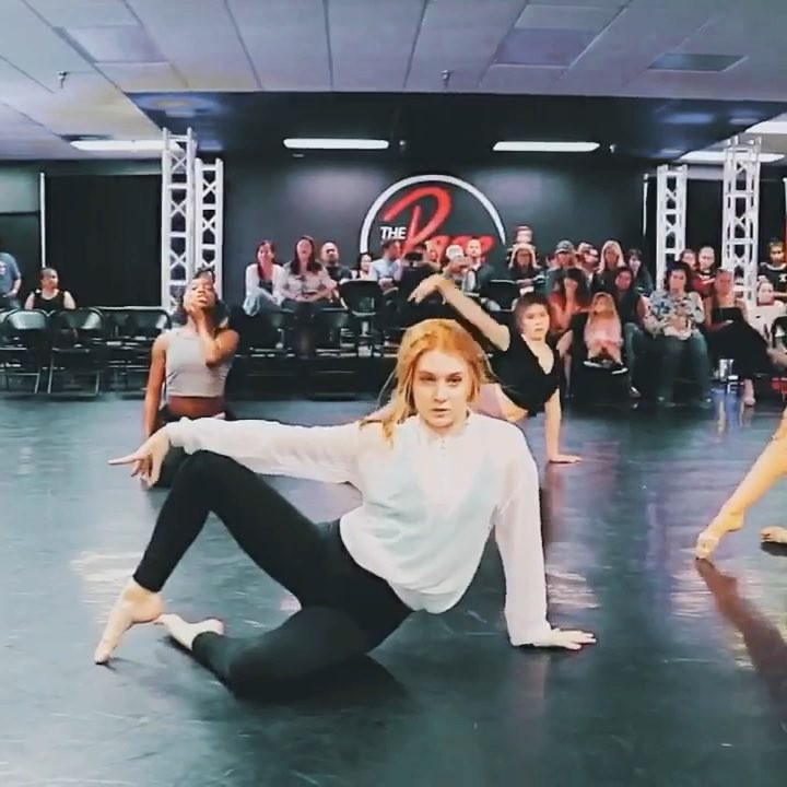 Morgan Geraghty's feet