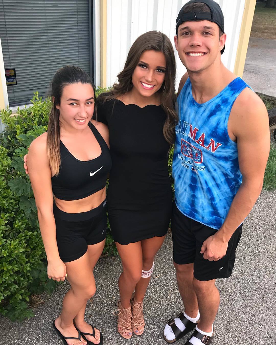 Morgan Simianer's feet