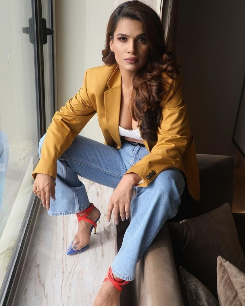 Naina Singh's Feet - I piedi di Naina Singh - Celebrities Feet 2023 Naina Singh's Feet - I piedi di Naina Singh - Celebrities Feet 2023
