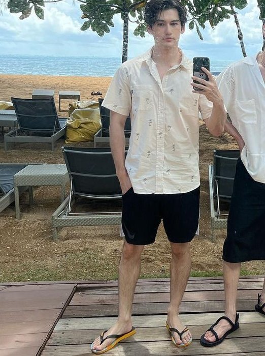 Nakhun Screaigh's feet