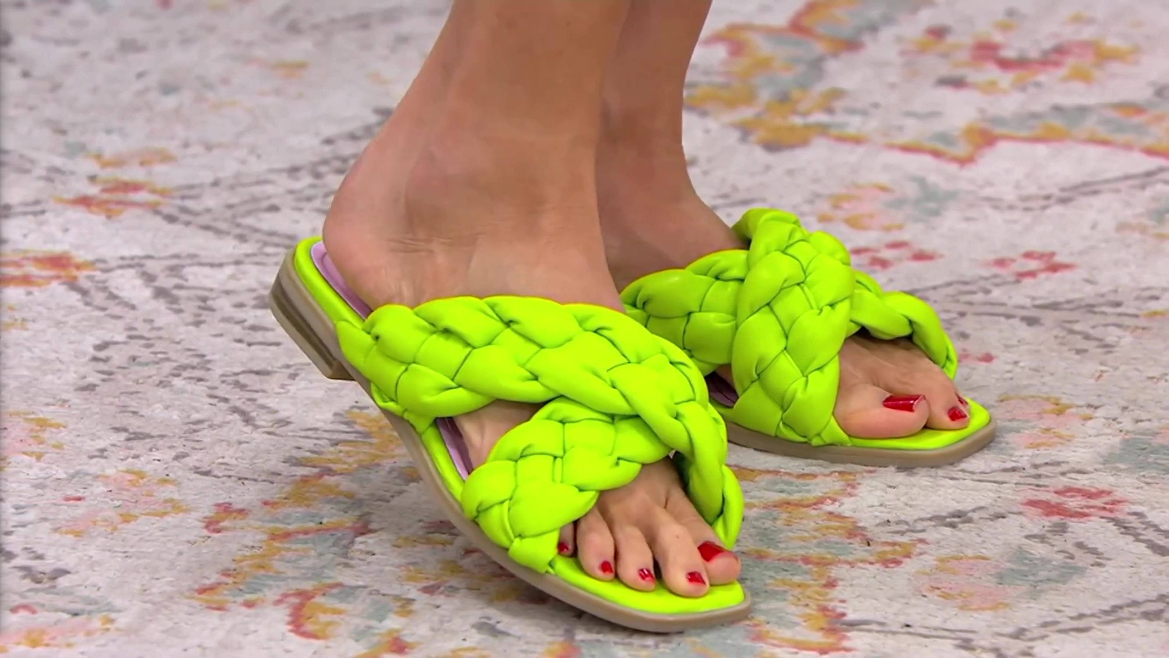 Nancy Yoon's feet