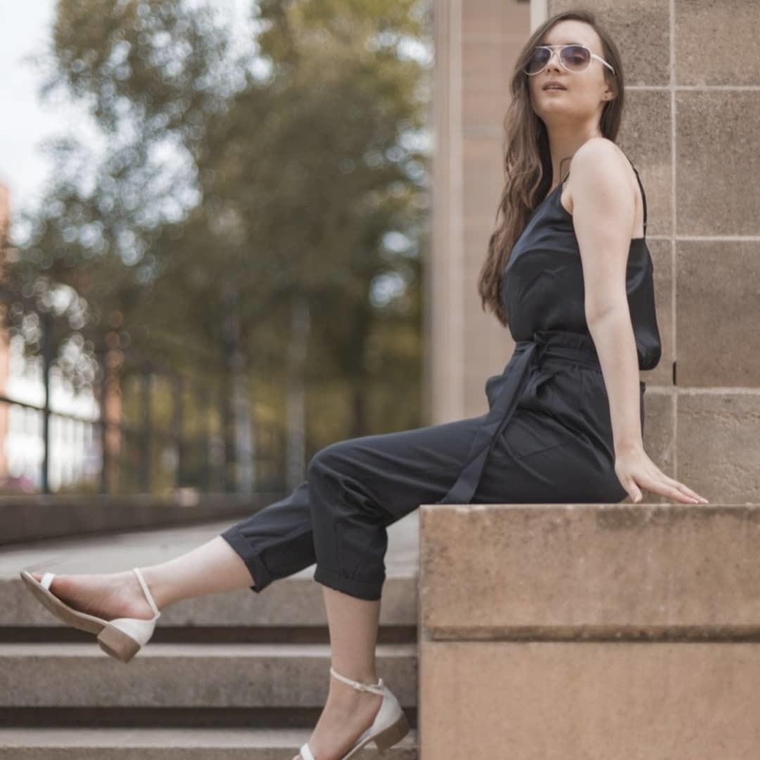 Natasha Rose Mills's feet