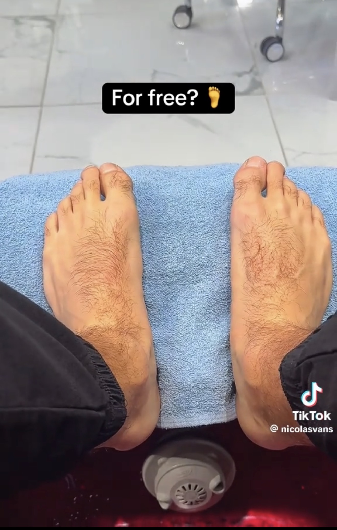 Nicolas Vansteenberghe's feet