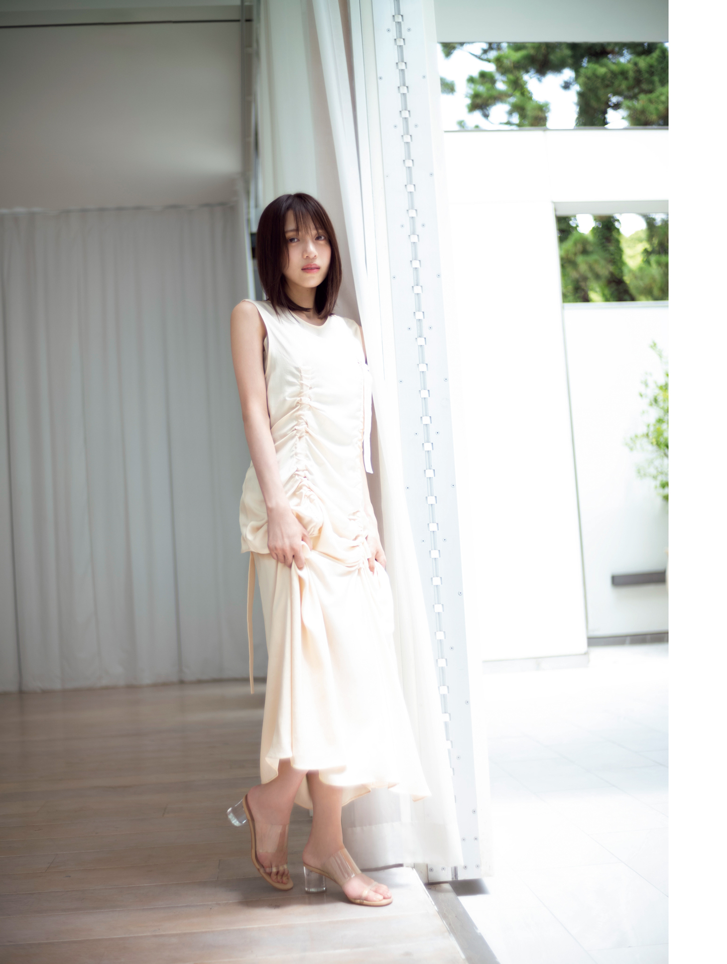 Niina Hanamiya's feet